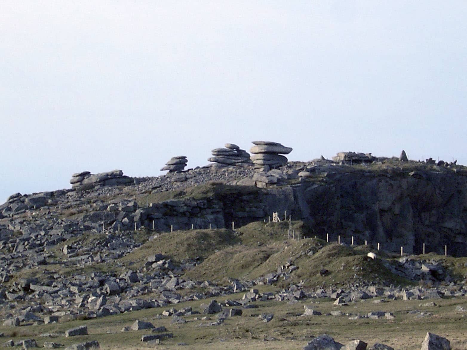 The Jamaica Inn on Bodmin Moor is One of England's Most Haunted Hotels