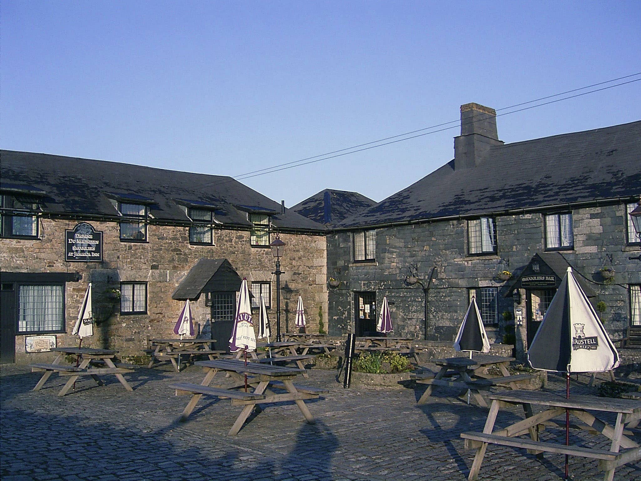 The Jamaica Inn on Bodmin Moor is One of England's Most Haunted Hotels